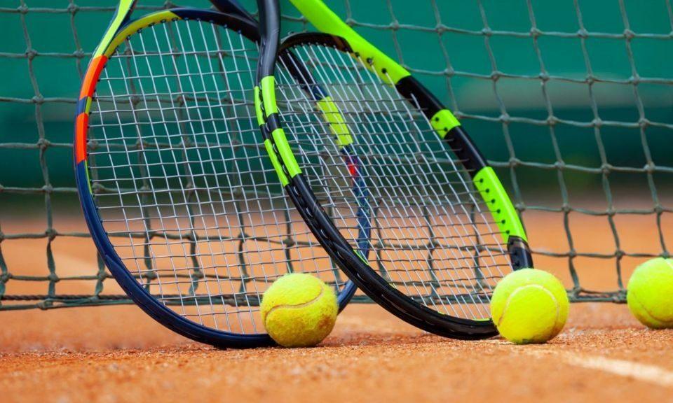 Must-Have These Best Tennis Rackets For A Perfect Play