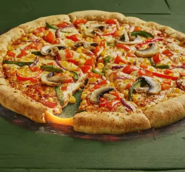 Domino's Stuffed Crust Pizzas: Explore Ultimate Comfort Food